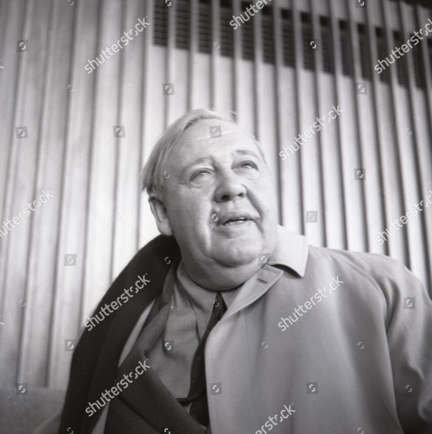 Actor Charles Laughton Arrives Into London Editorial Stock Photo ...