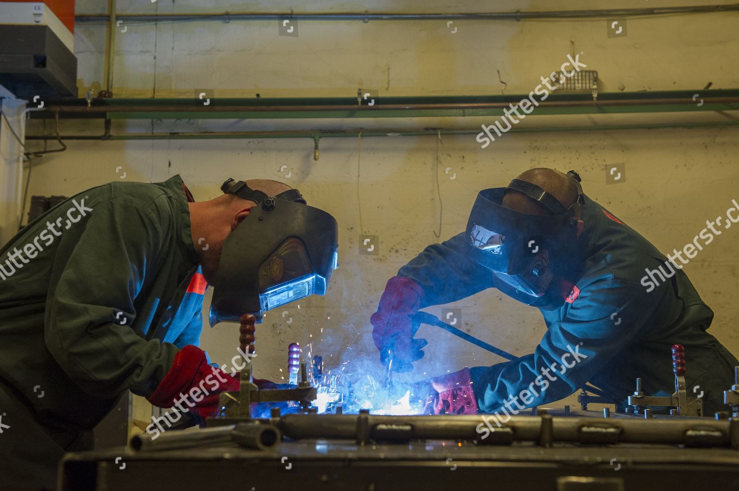 Prisoner Welding Prison Workshop Making Prison Editorial Stock Photo ...
