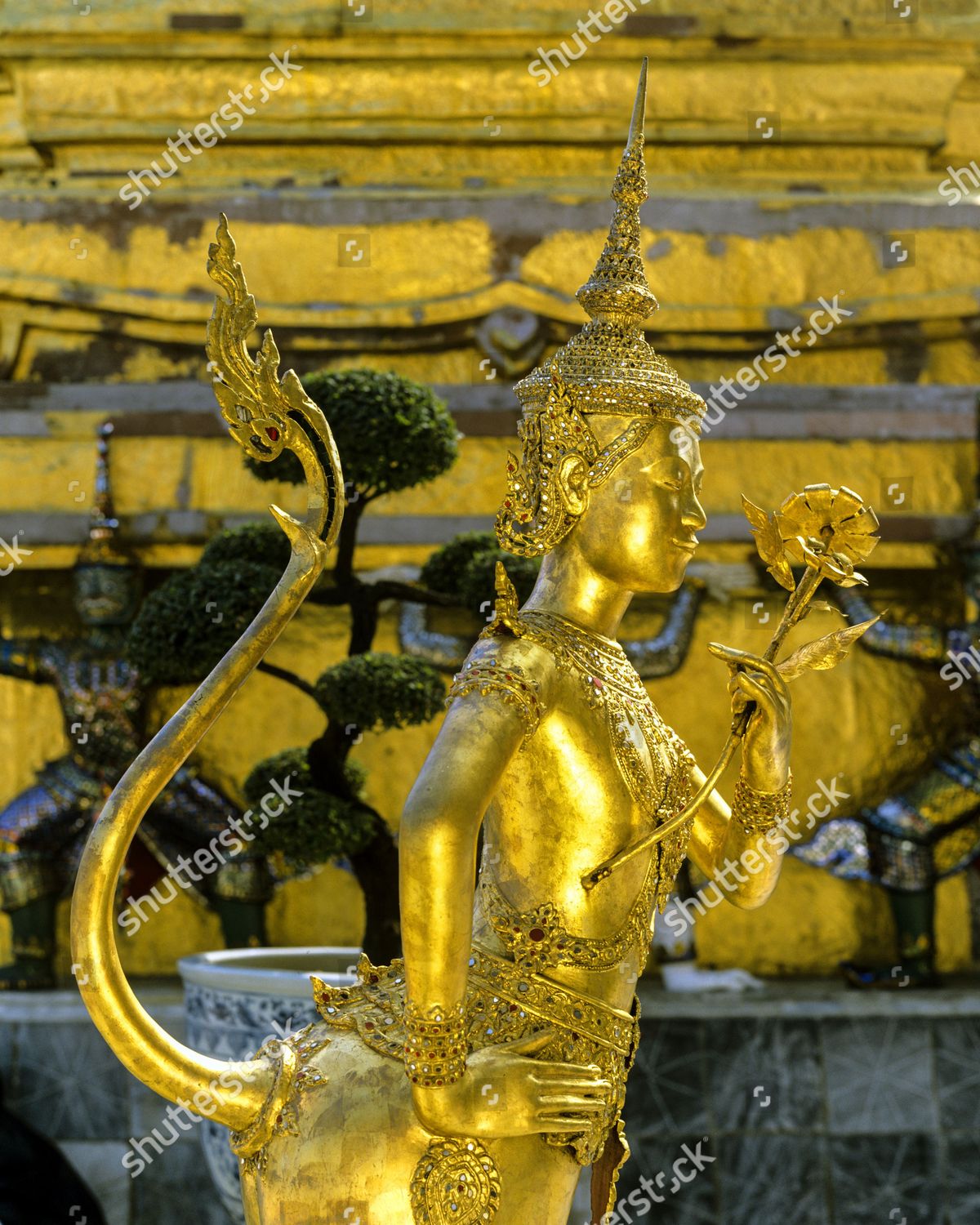 Kinnari Kinnorn Kinnare Statue Mythical Creature Editorial Stock Photo ...