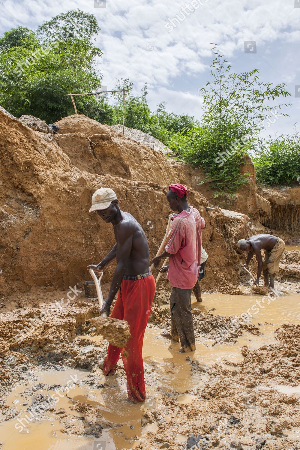 Workers Digging Diamond Mine Jungle Editorial Stock Photo - Stock Image ...