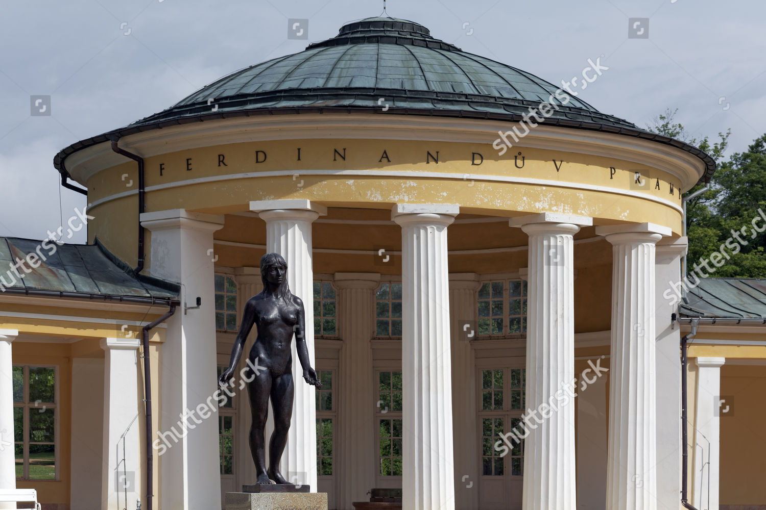 Ferdinands Source Classical Pavilion Statue Woman Editorial Stock Photo ...