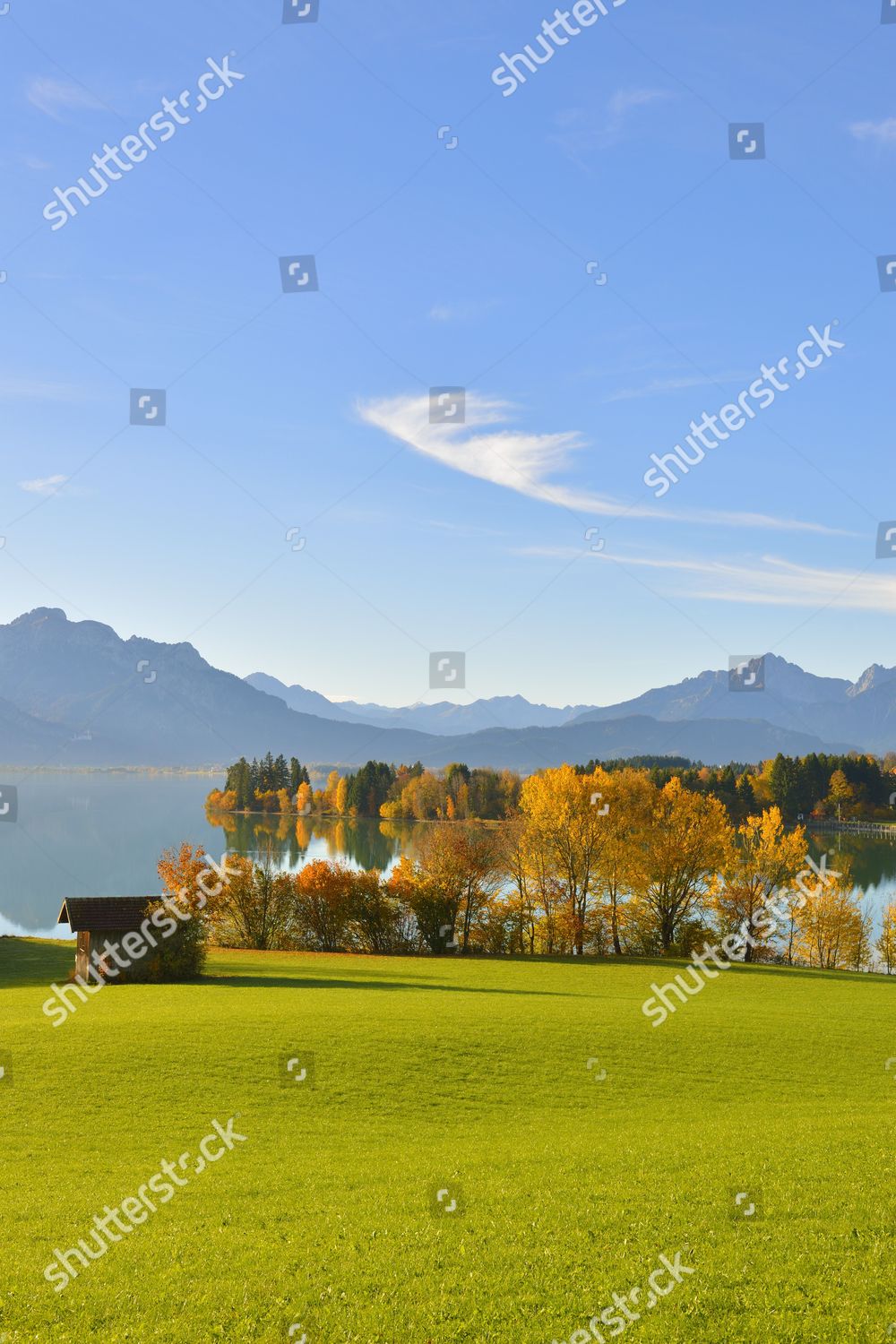 Autumn Morning On Forggensee Rosshaupten Ostallgaeu Editorial Stock ...