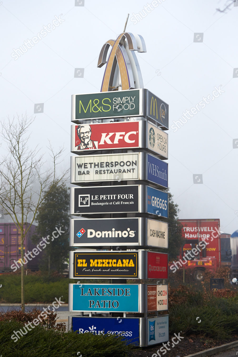 Beaconsfield M40 Motorway Service Station Sign Editorial Stock Photo ...
