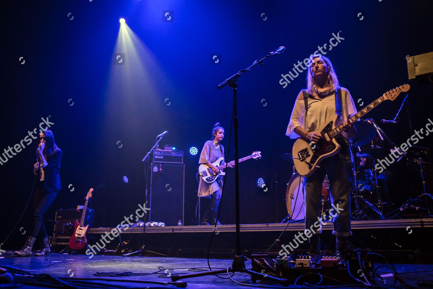 Warpaint Jenny Lee Lindberg Theresa Wayman Editorial Stock Photo ...