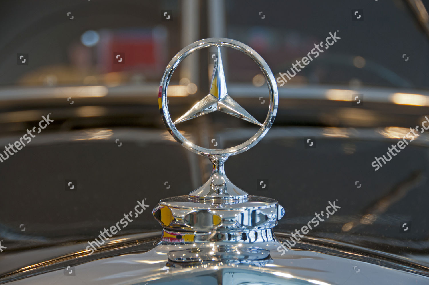 Mercedes Star Hood Ornament Mercedes Benz Editorial Stock Photo - Stock ...