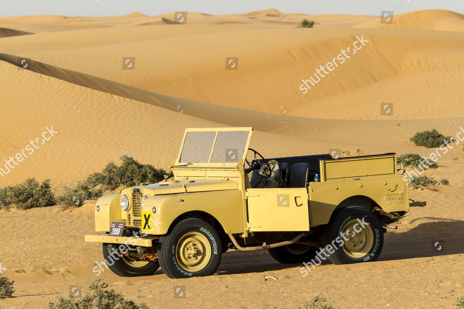 Land Rover 50s Before Sand Dunes Editorial Stock Photo - Stock Image ...