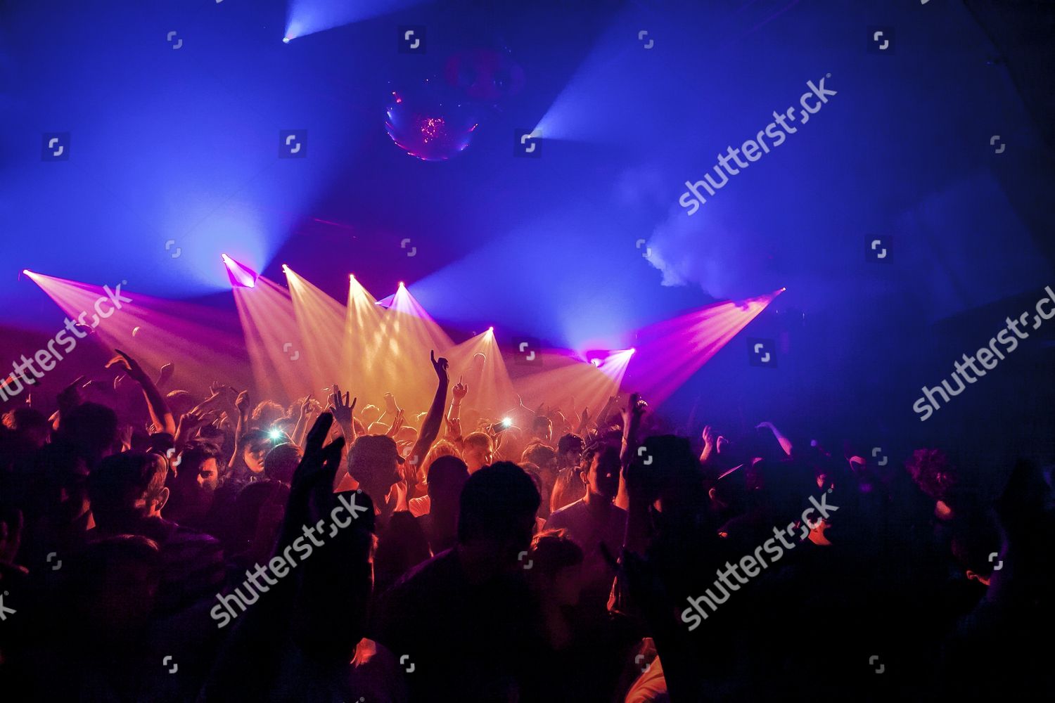 Crowd Fabric Nightclub Farringdon London Editorial Stock Photo - Stock ...