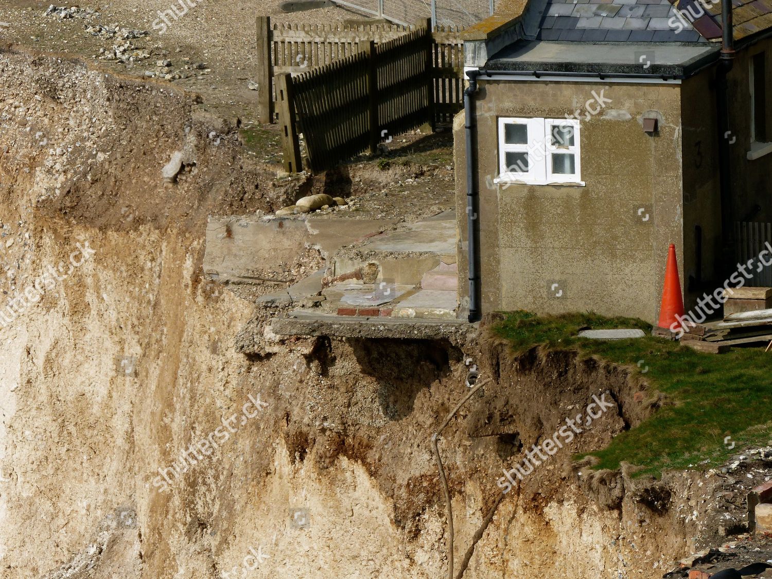 Cliff Erosion Edge Nearest House Birling Editorial Stock Photo - Stock ...