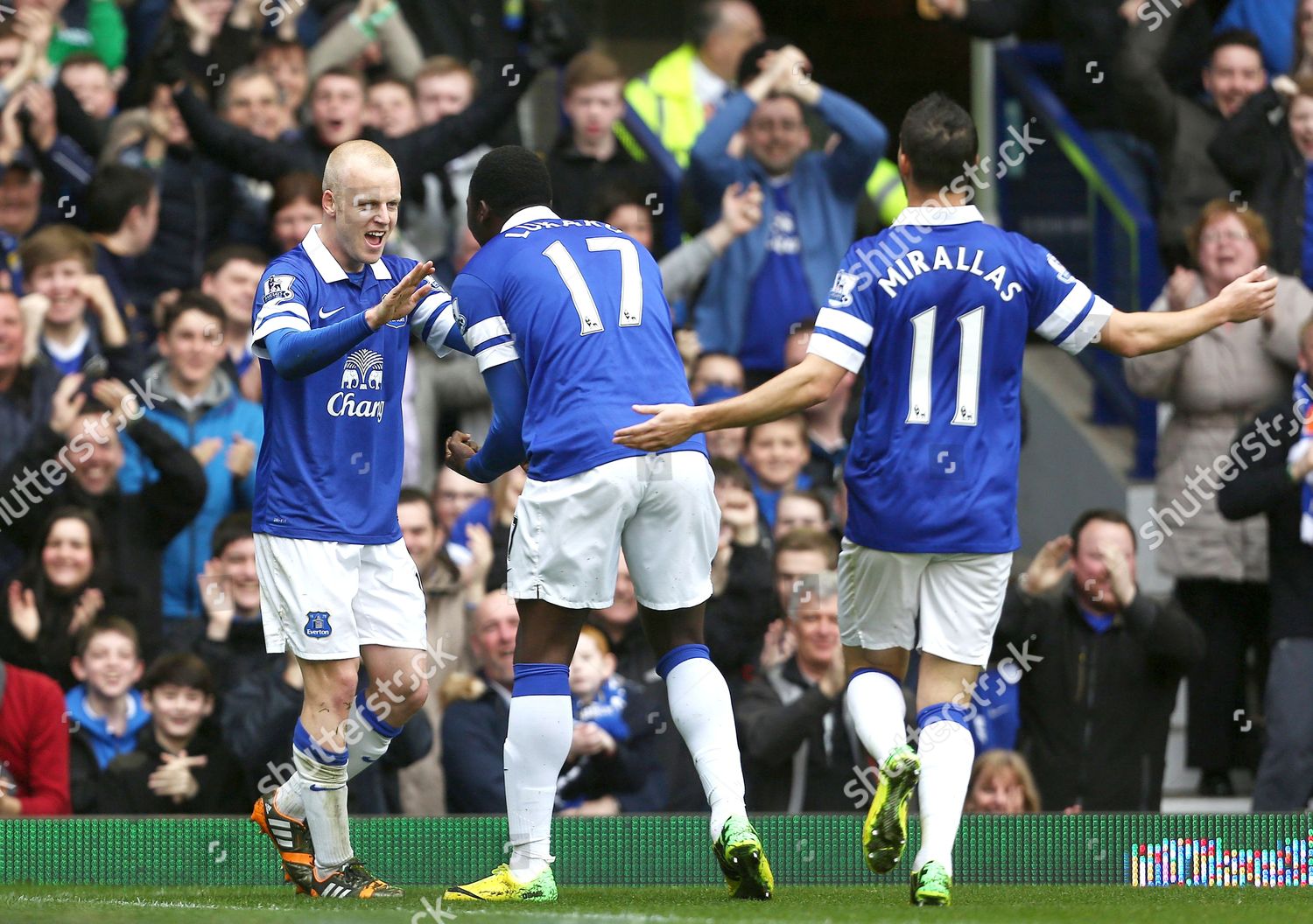 Steven Naismith Everton Celebrates Scoring Opening Editorial Stock ...
