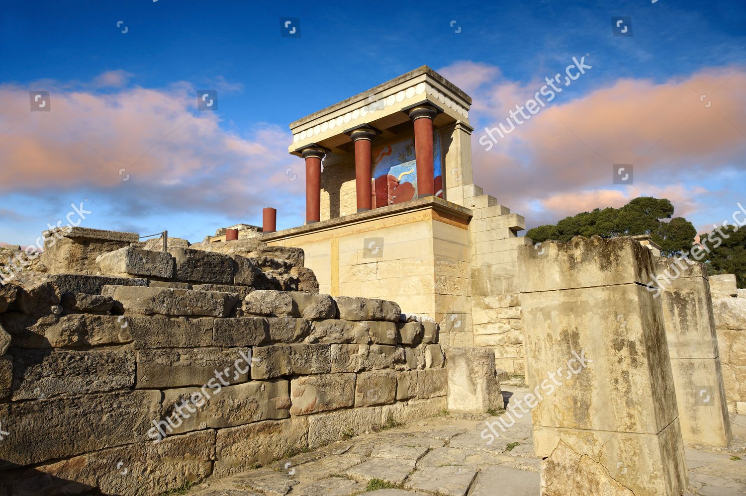 Palace Minos Restored Entrance Ancient City Editorial Stock Photo ...
