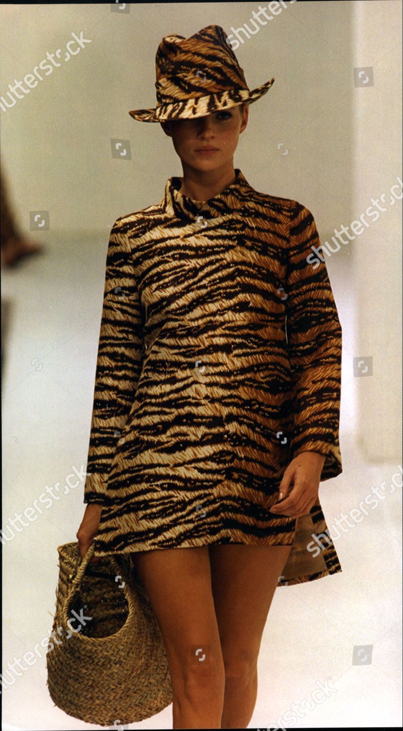 Kate Moss Fashion Model Modelling Dolce Editorial Stock Photo - Stock ...