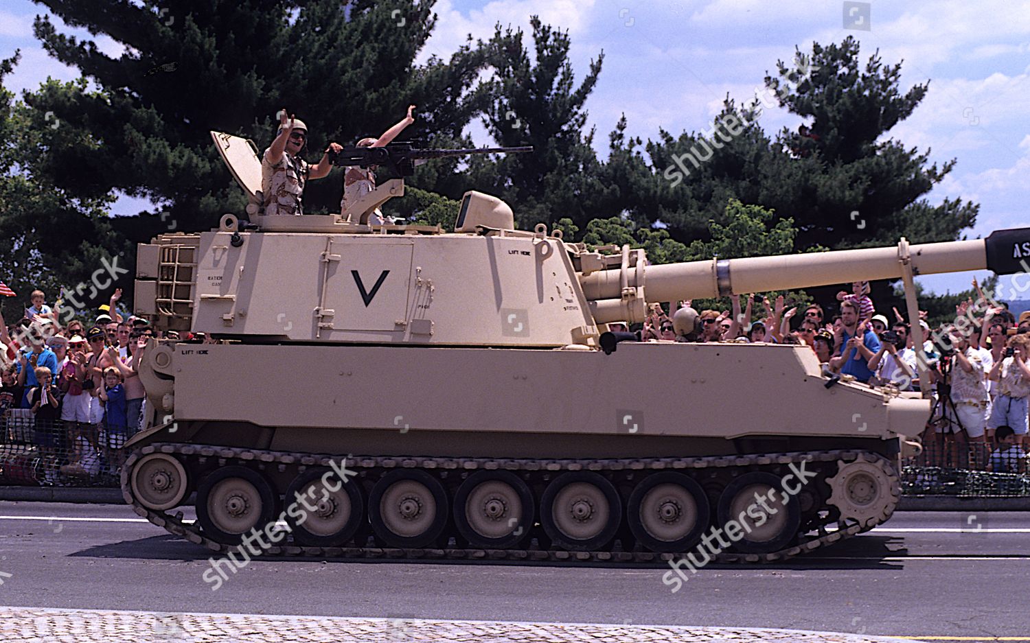 Us Army M109 Paladin 155mm Selfpropelled Editorial Stock Photo - Stock ...