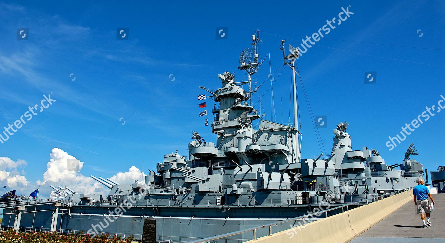 Uss Alabama Bb60 Southdakota Class Battleship Editorial Stock Photo ...