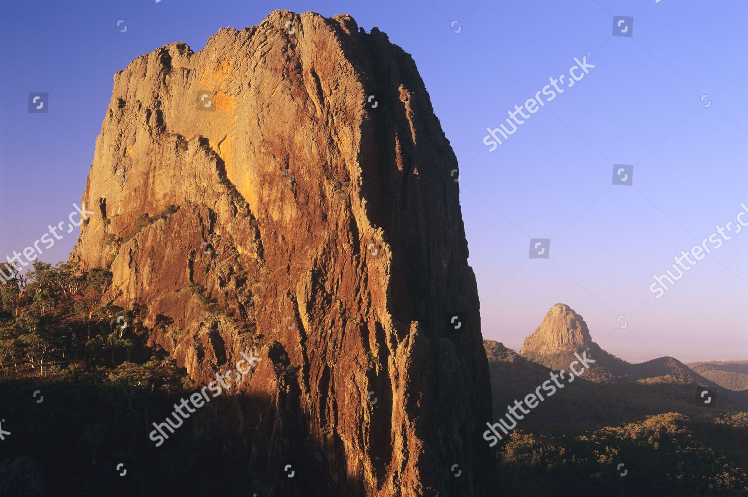 Crater Bluff Tonduran Spire Warrumbungle National Editorial Stock Photo ...