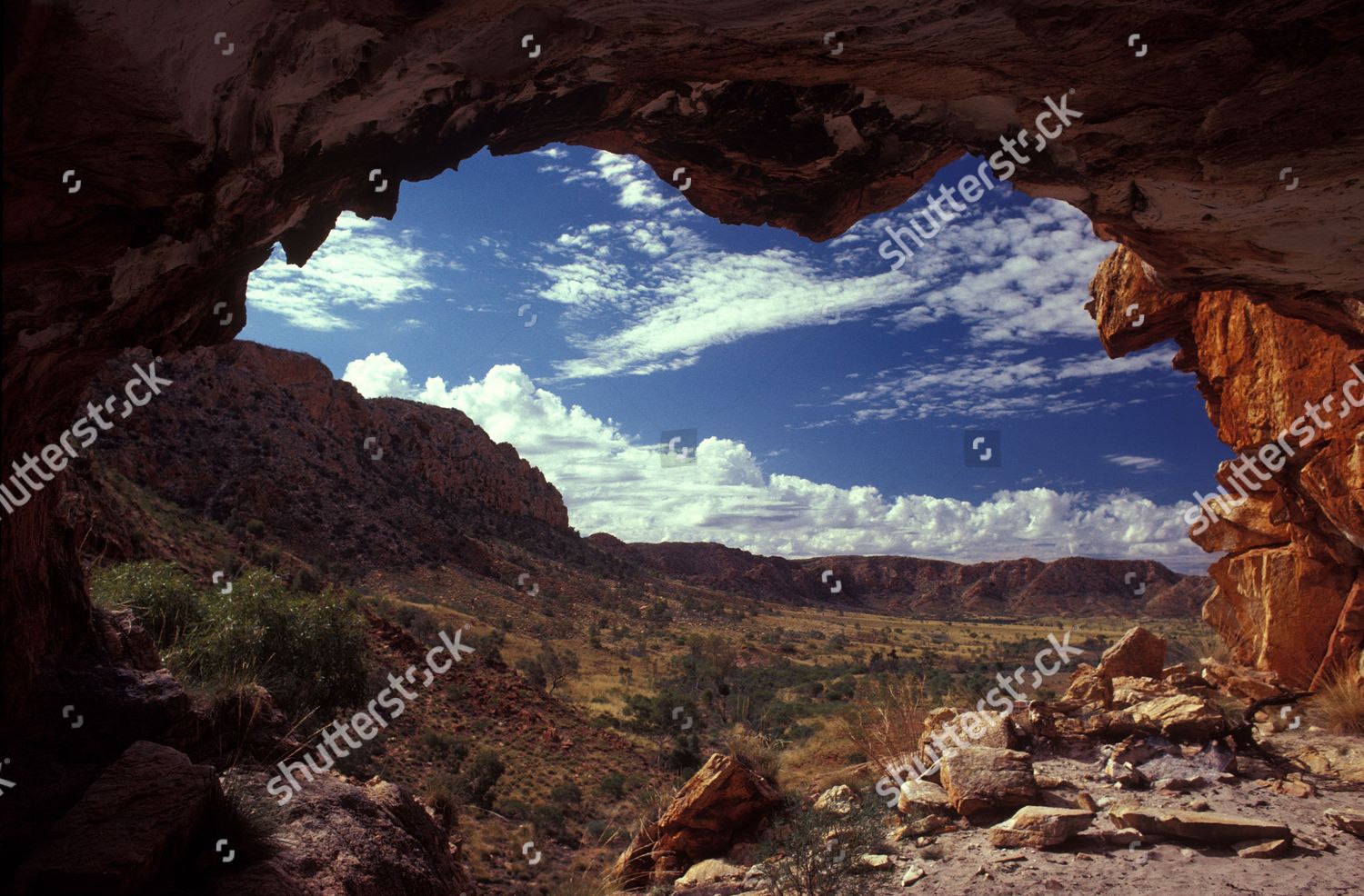 Gosse Bluff View Cave Amphitheater Made Editorial Stock Photo - Stock ...