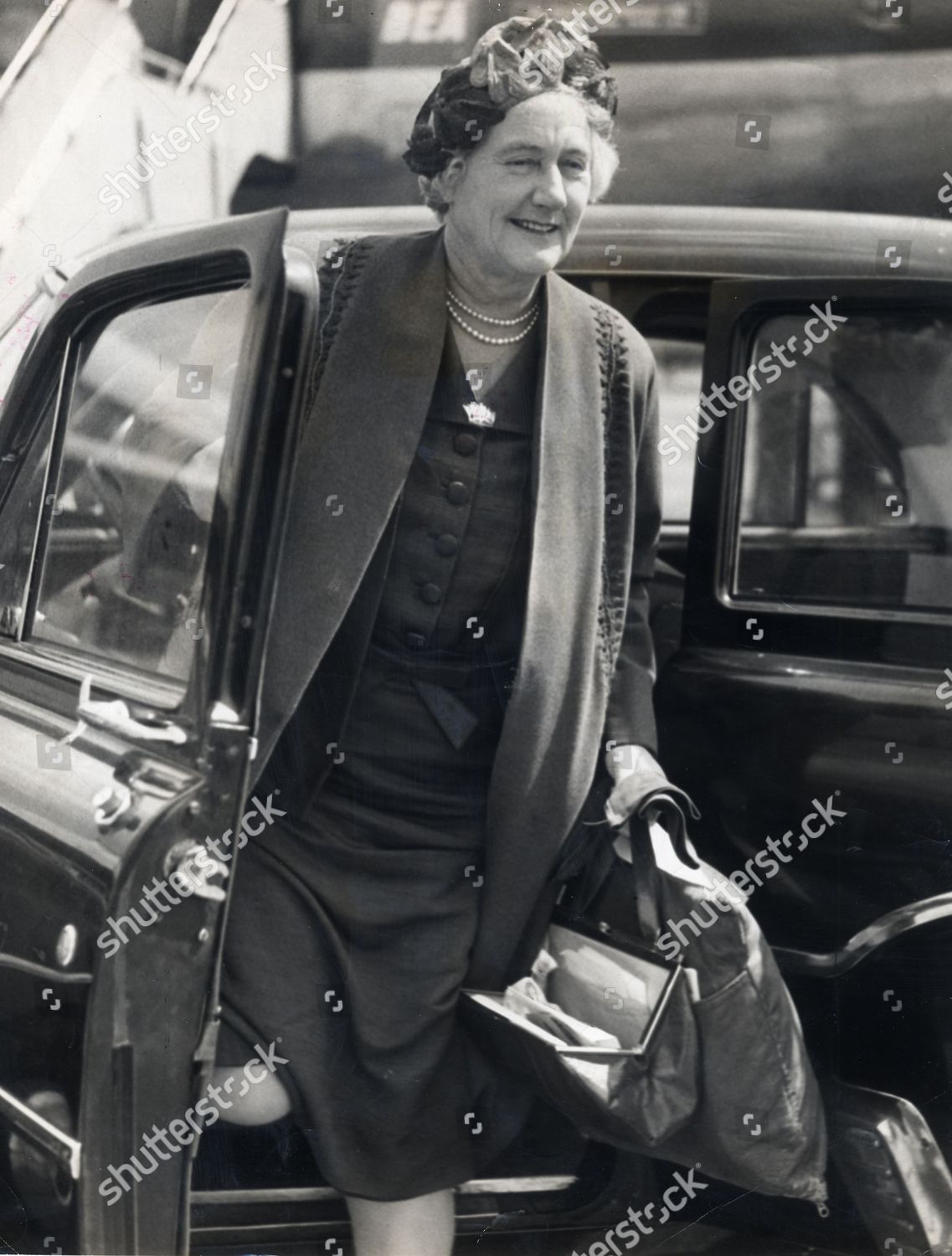 Lady Dorothy Macmillan Wife Harold Macmillan Editorial Stock Photo ...