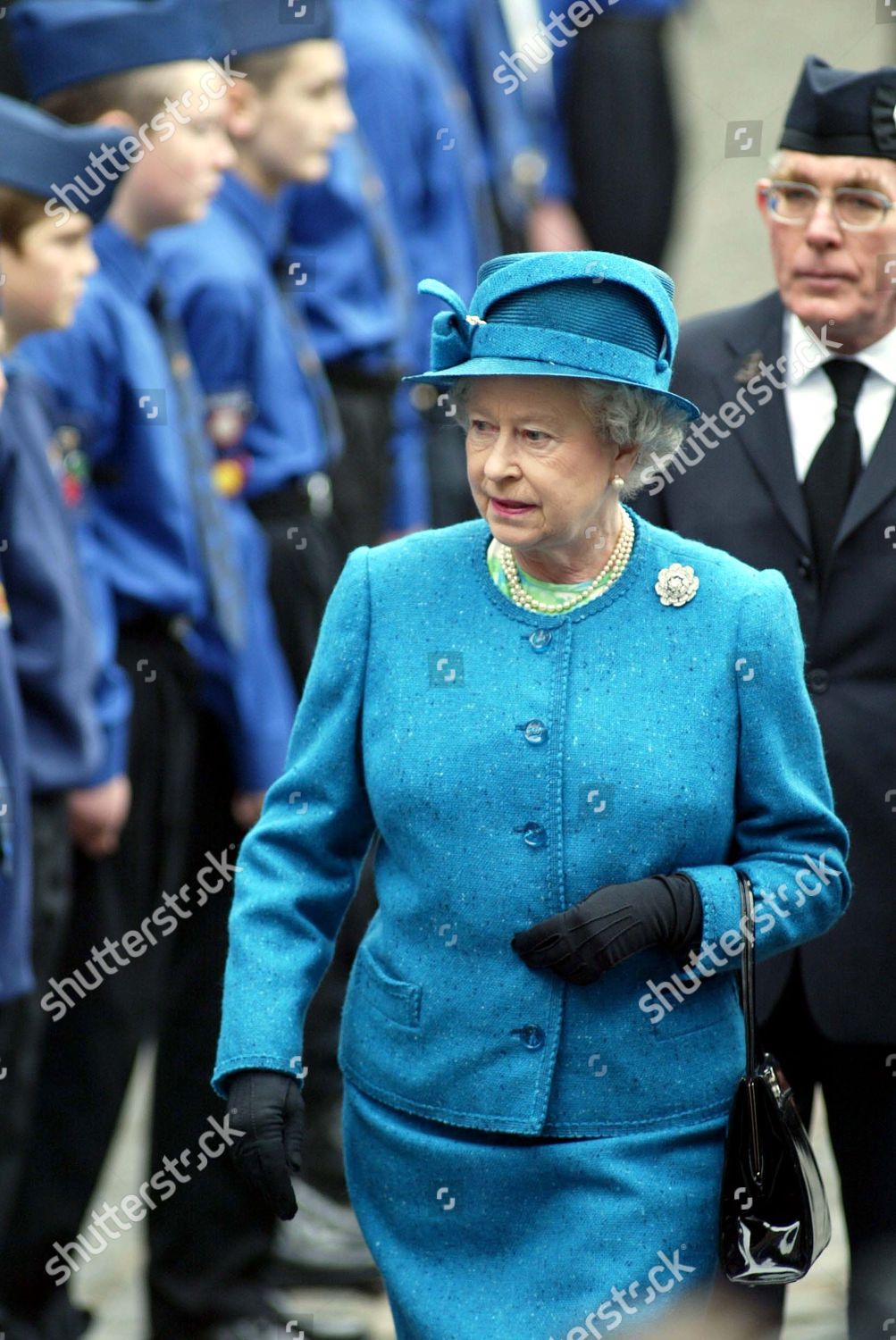 Queen Elizabeth Ii Inspecting Edinburgh Leith Editorial Stock Photo ...