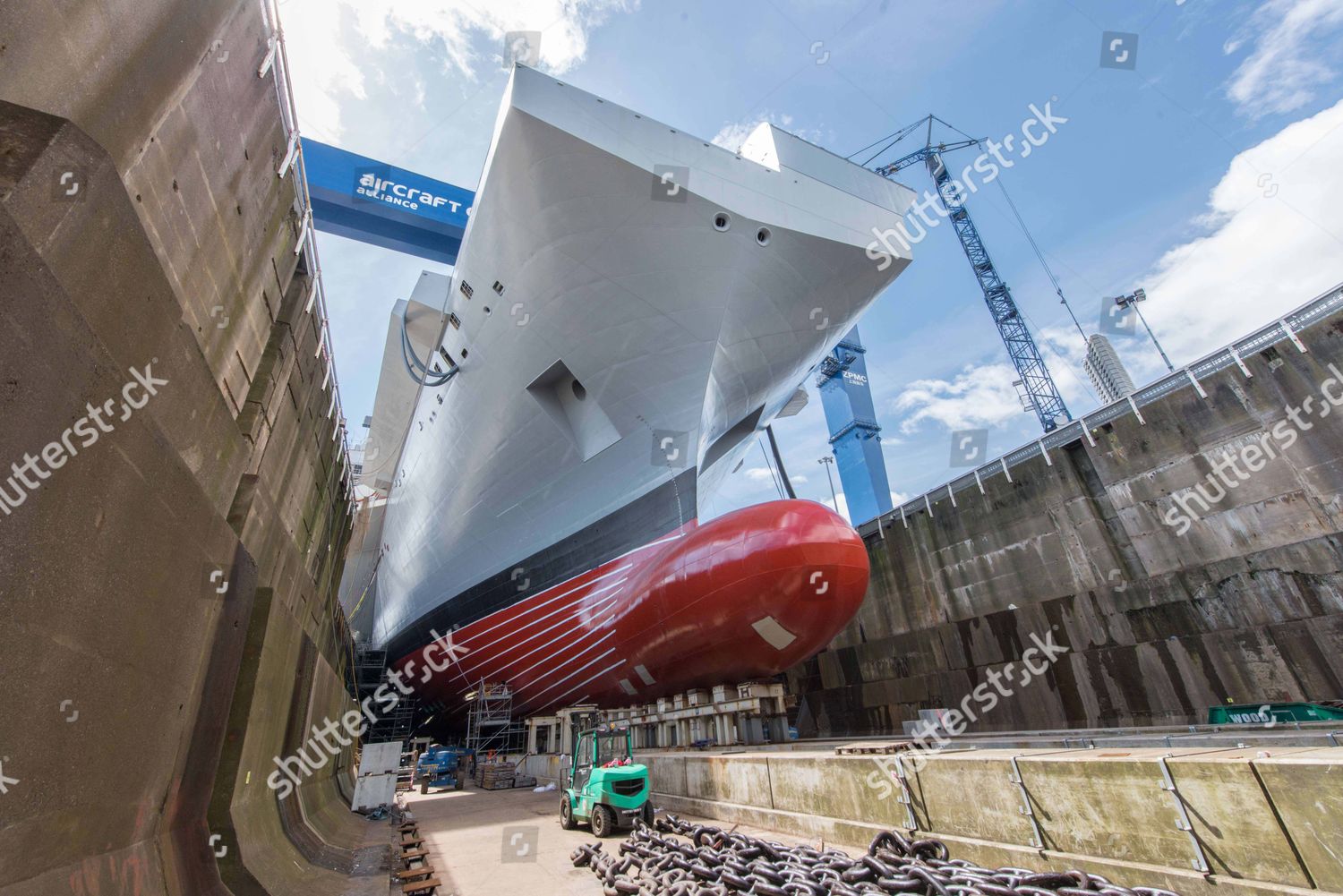 Hms Queen Elizabeth Dry Dock Editorial Stock Photo - Stock Image ...