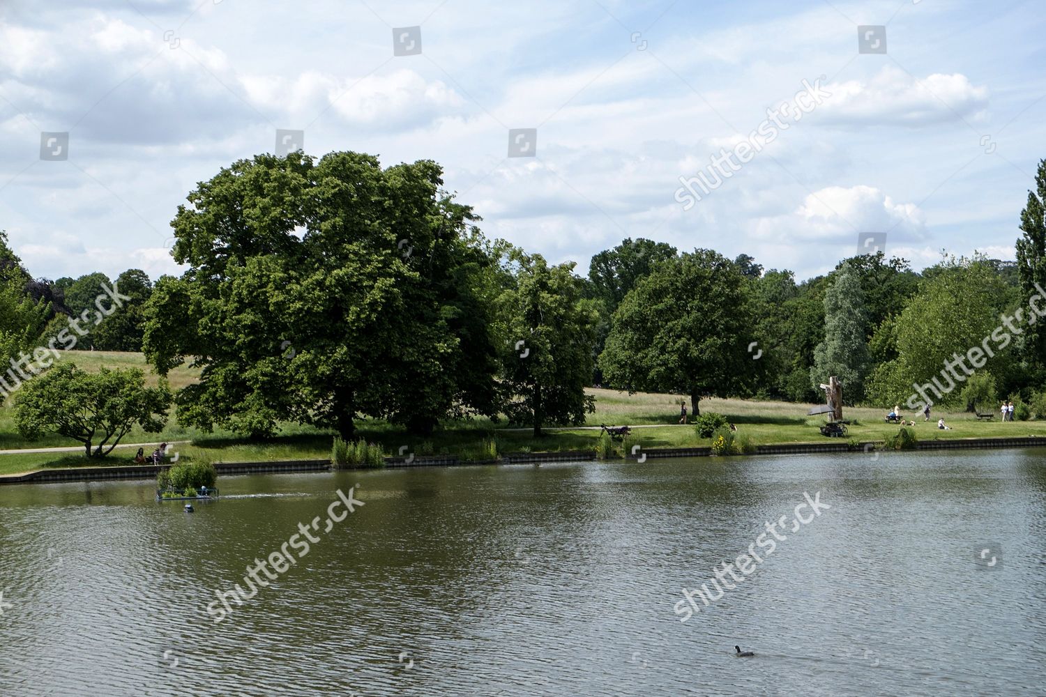 People Enjoying Sunshine Around Highgate Ponds Editorial Stock Photo ...