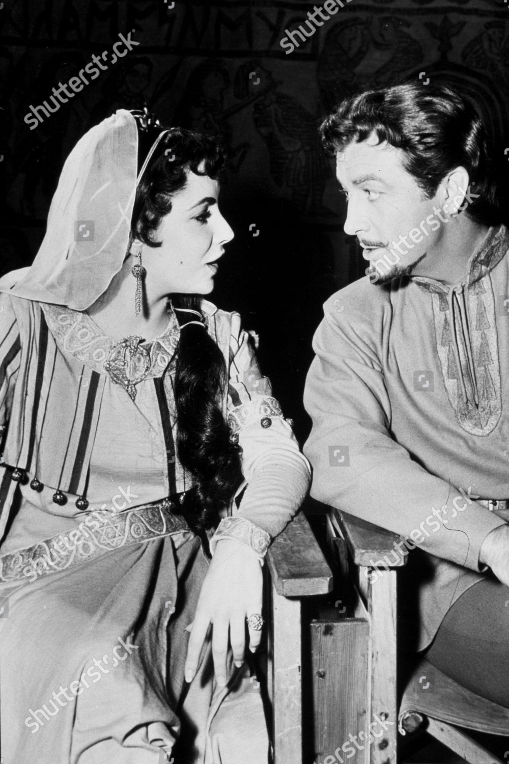 Film Stills Ivanhoe 1952 Behind Scenes Editorial Stock Photo - Stock ...