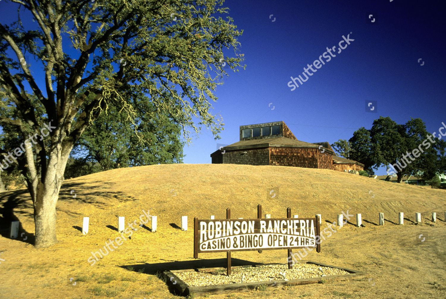 Robinson Rancheria Pomo Indian Tribe Traditional Editorial Stock Photo ...