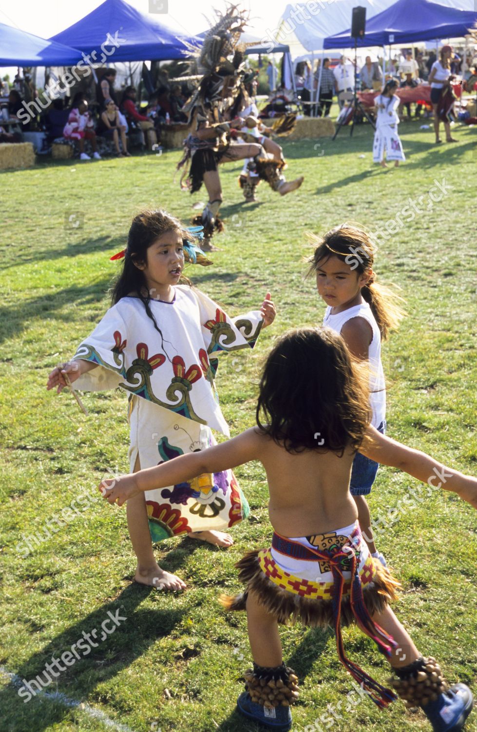 Aztec Children Dressed Traditional Regalia Learn Editorial Stock Photo ...