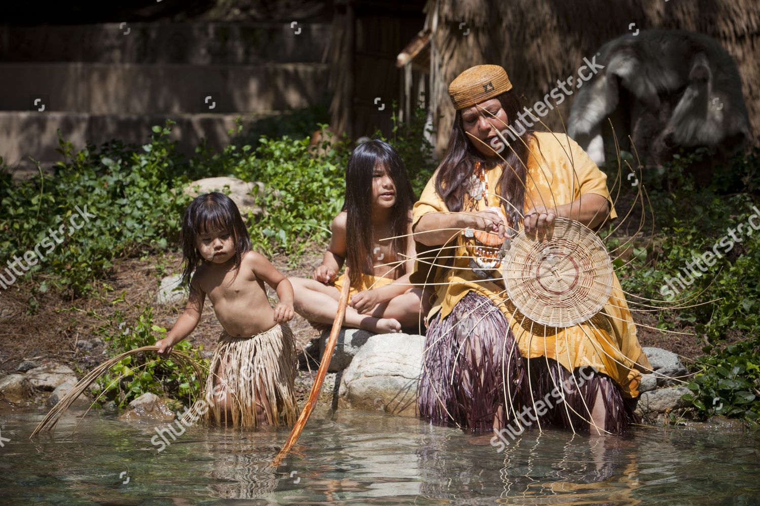 California Native Woman Dressed Traditional Regalia Editorial Stock ...