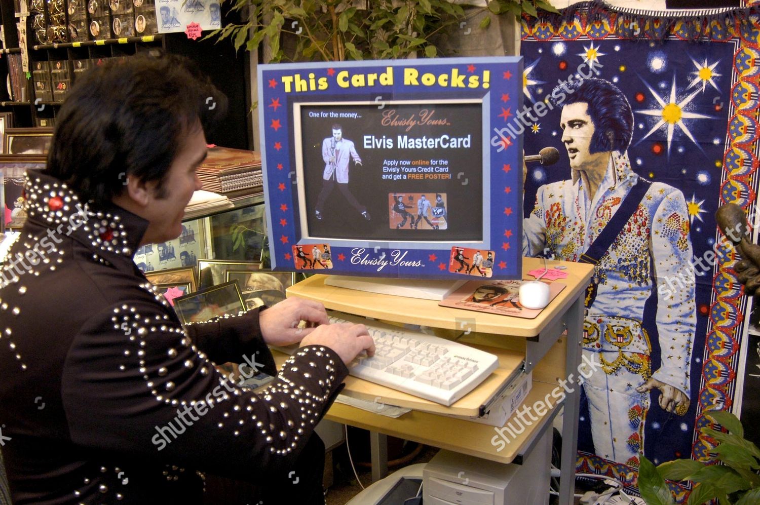 Elvis Lookalike Demonstrates How Order Elvis Editorial Stock Photo ...