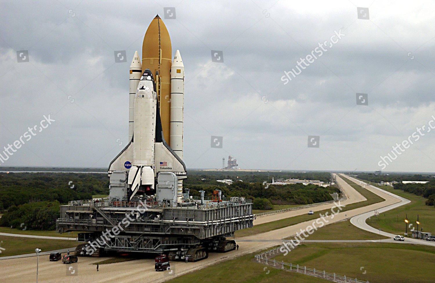 Space Shuttle Columbia Rolling Towards Launch Editorial Stock Photo ...