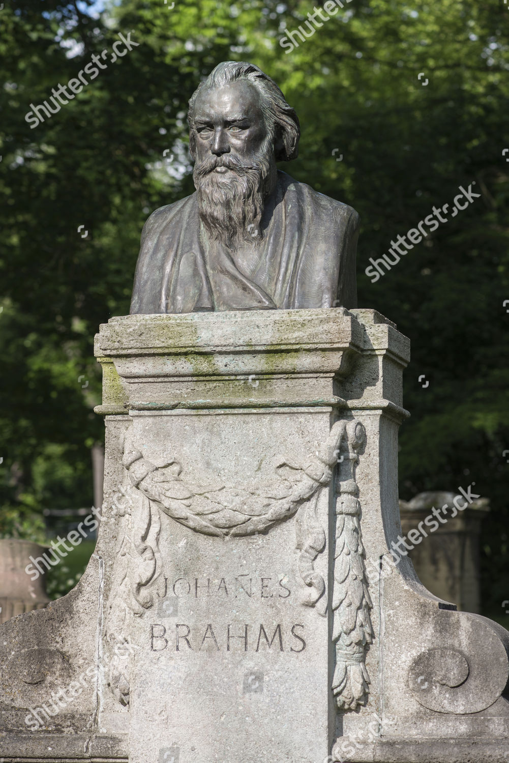 Johannes Brahms Monument English Garden Meiningen Editorial Stock Photo ...