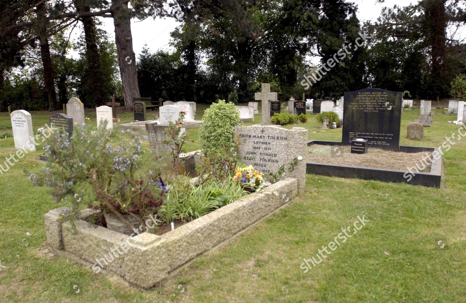 Grave J R R Tolkien Shares Editorial Stock Photo - Stock Image ...