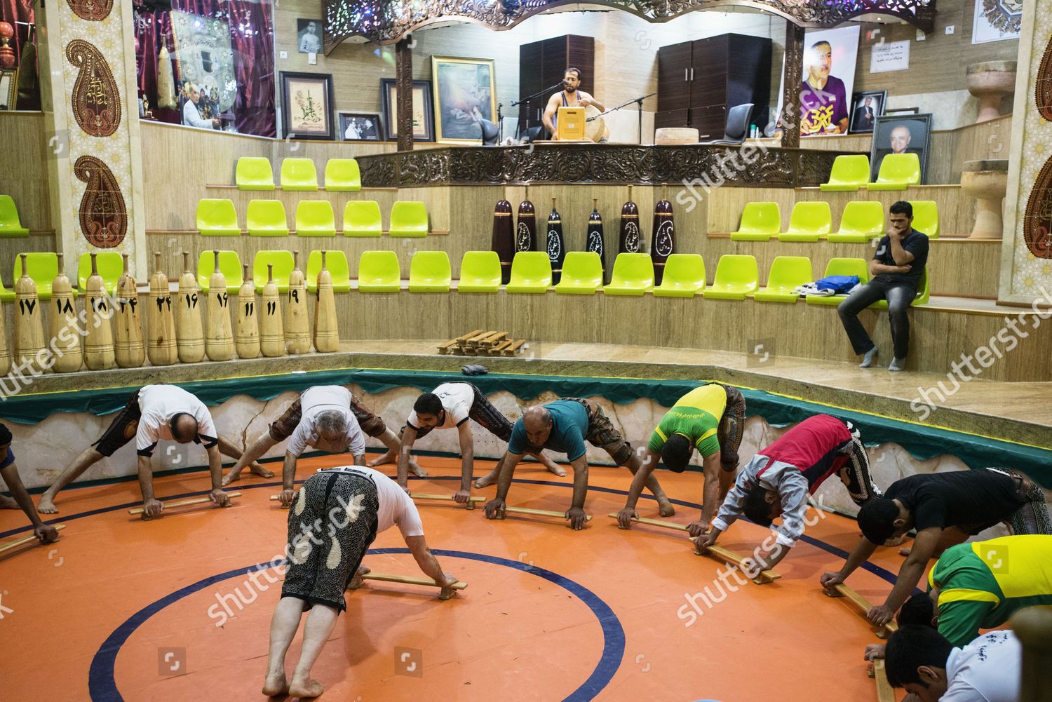 Koshti Pahlevani Traditional Iranian System Athletics Editorial Stock ...