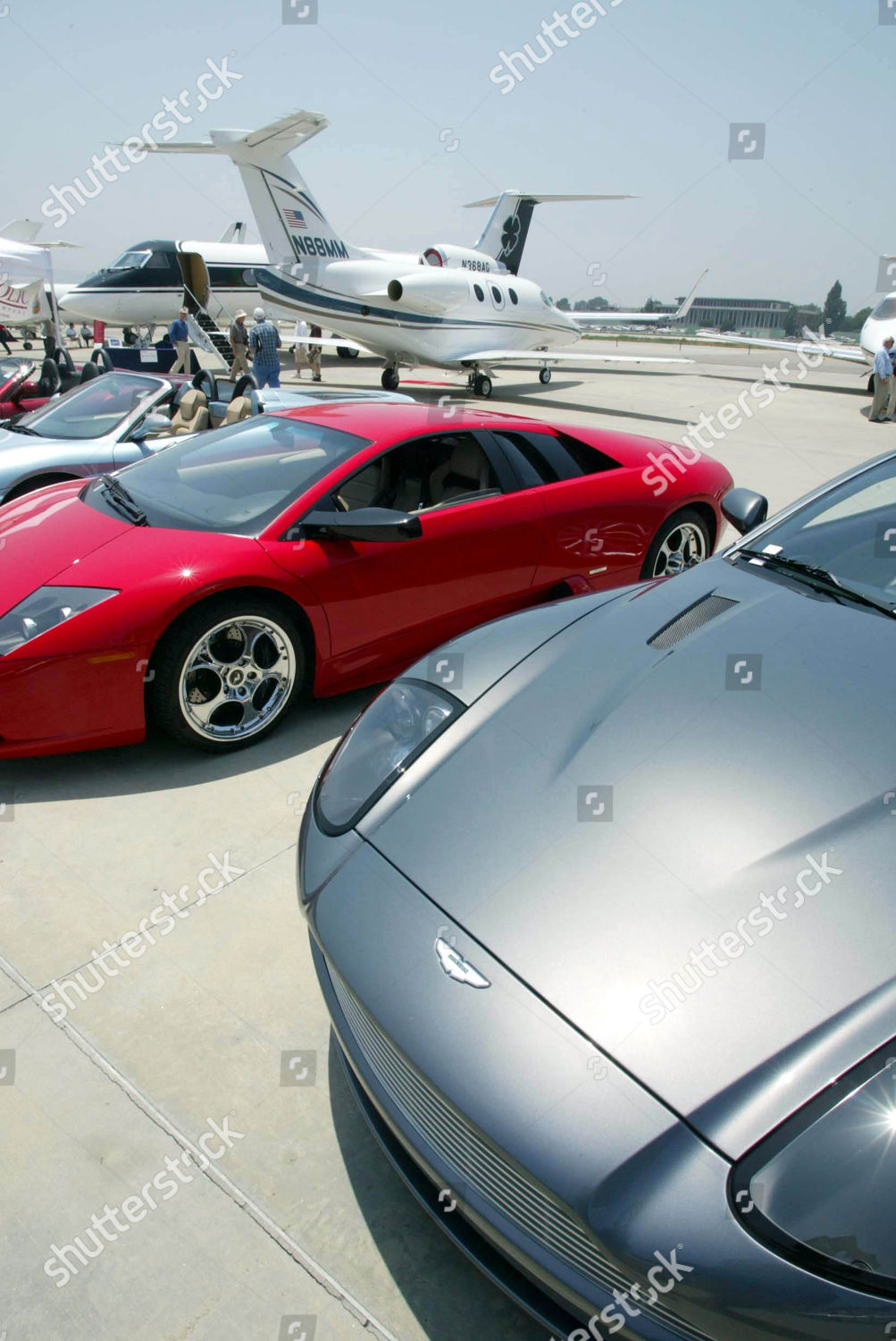 Aston Martin Ferrari Million Dollar Aircraft Editorial Stock Photo ...