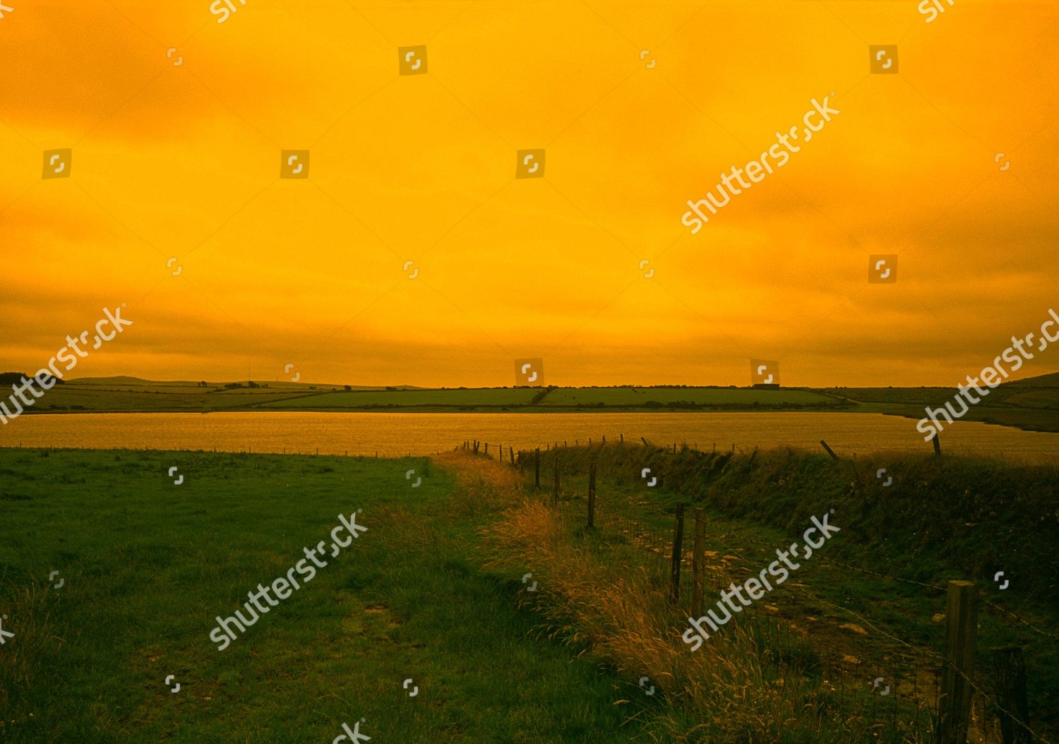 Dozmary Pool Bodmin Moor Cornwall England Editorial Stock Photo - Stock ...