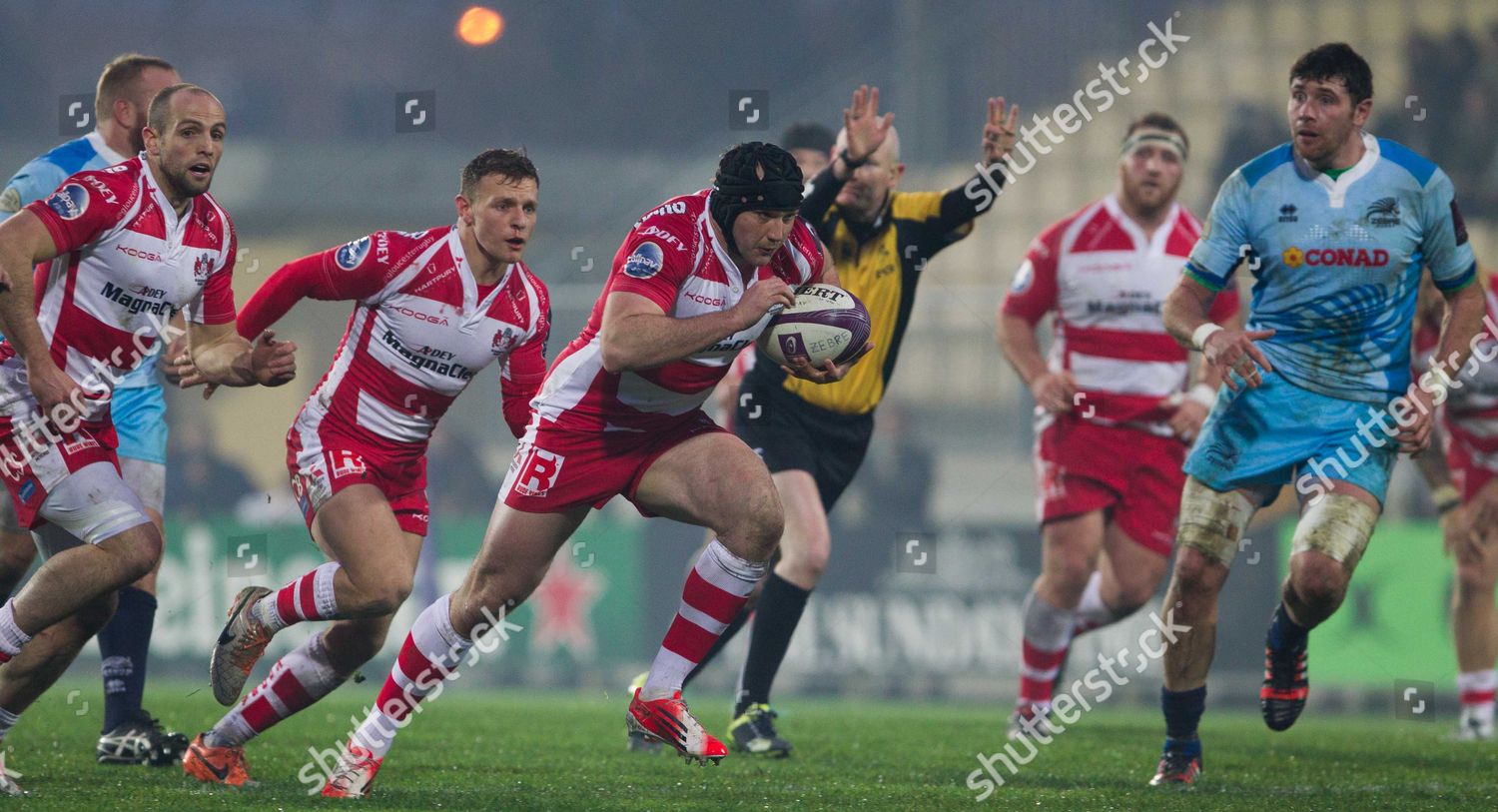 Steve Mccoll Gloucester Breaks Away Try Editorial Stock Photo - Stock ...