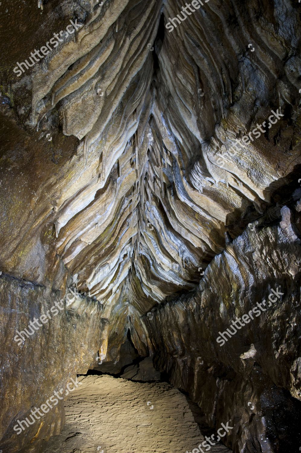Limestone Rock Formations Cave Section Cave Editorial Stock Photo ...