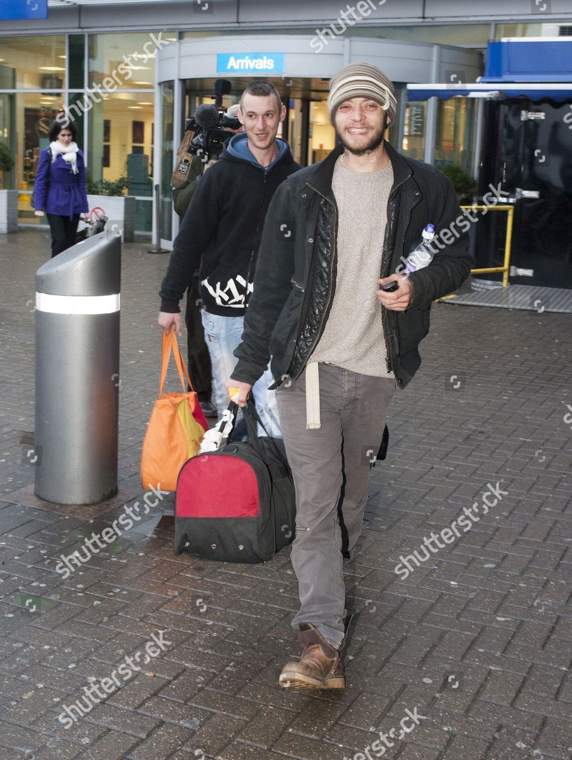 Romanian Migrants Arriving Luton Airport On Editorial Stock Photo ...