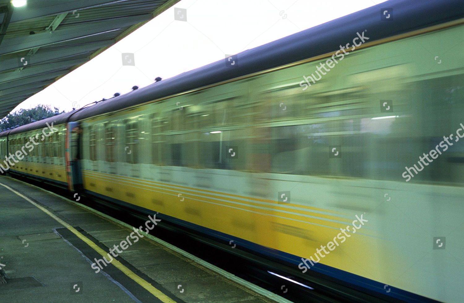 Connex Train Arriving Folkestone Station Editorial Stock Photo - Stock ...