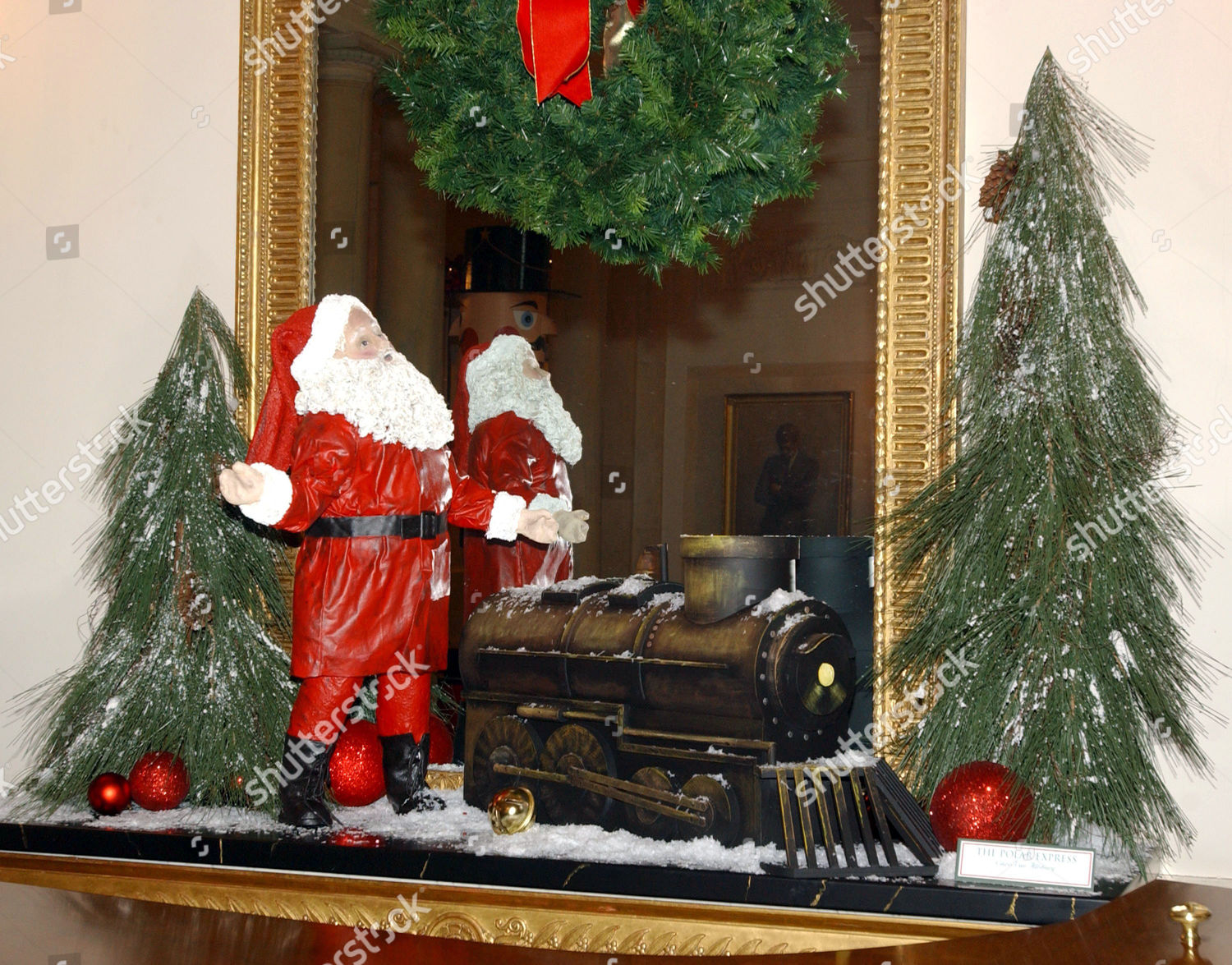 Figure Santa Claus Polar Express Adorns Editorial Stock Photo - Stock ...