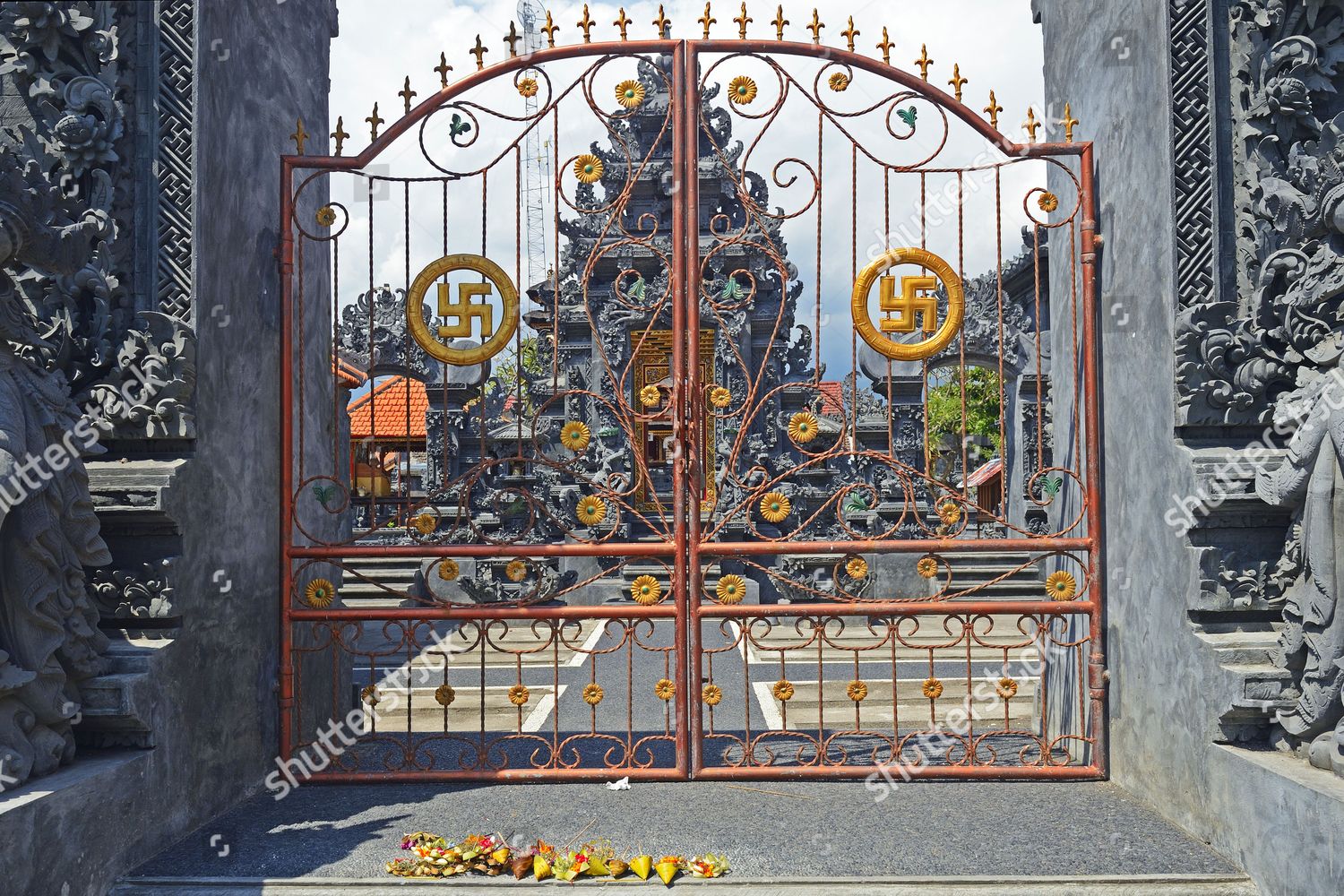Gate Swastika Symbol Good Luck Hinduism Editorial Stock Photo - Stock ...