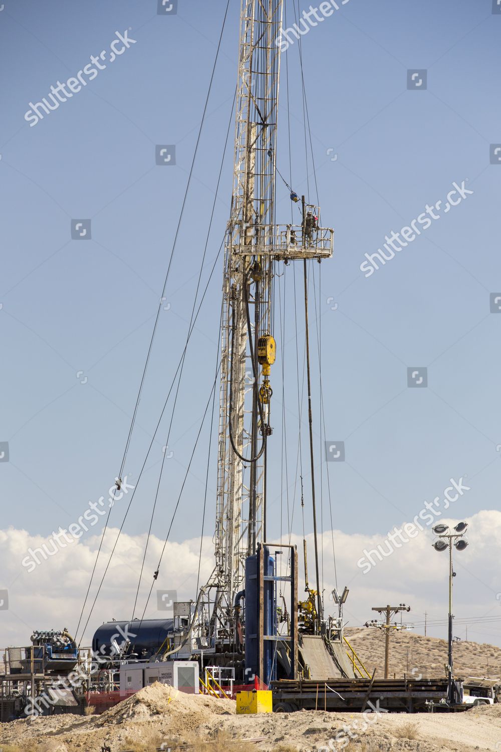 Drilling Rig Midway Sunset Oilfield Taft Editorial Stock Photo - Stock ...