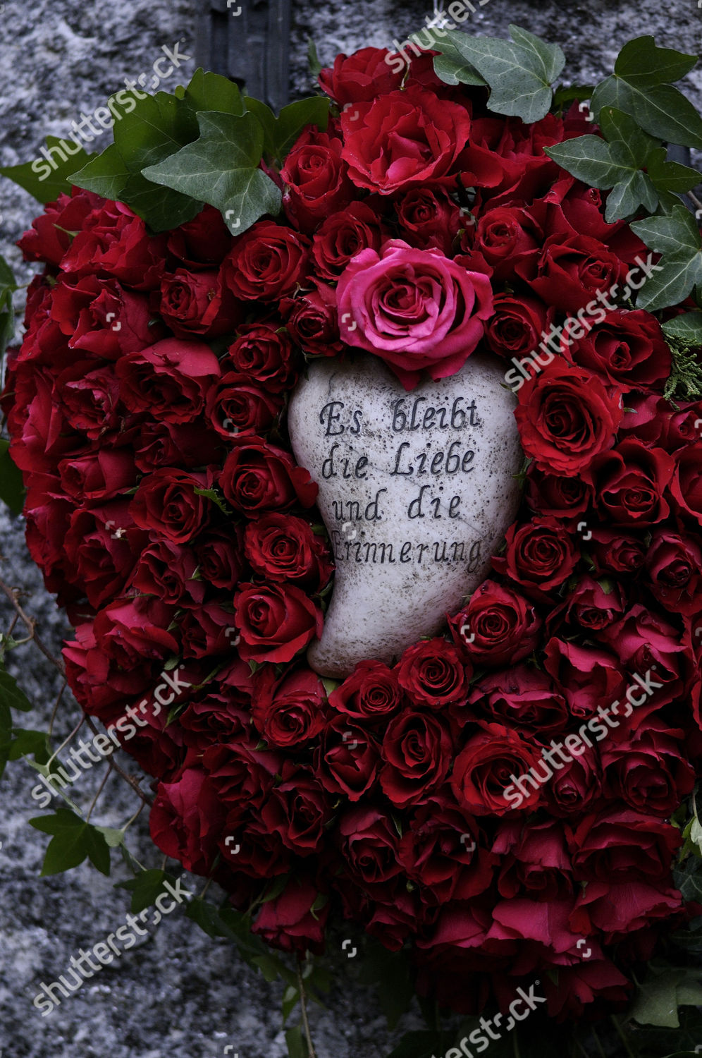Floral Wreath Red Roses Last Farewell Editorial Stock Photo - Stock ...