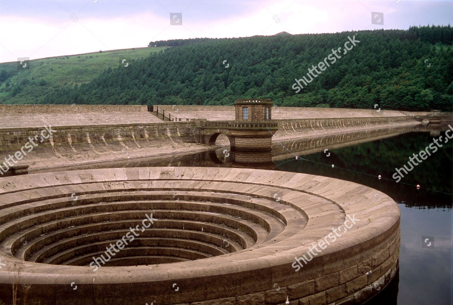 Overflow Plughole Dam Ladybower Reservoir Derbyshire Editorial Stock ...
