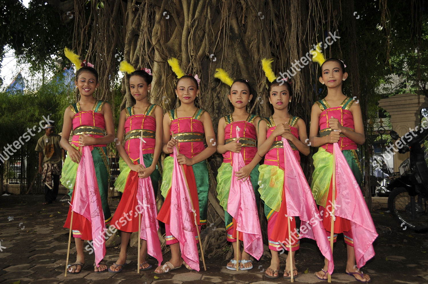 Students Student Performance Traditional Javanese Dance Editorial Stock ...