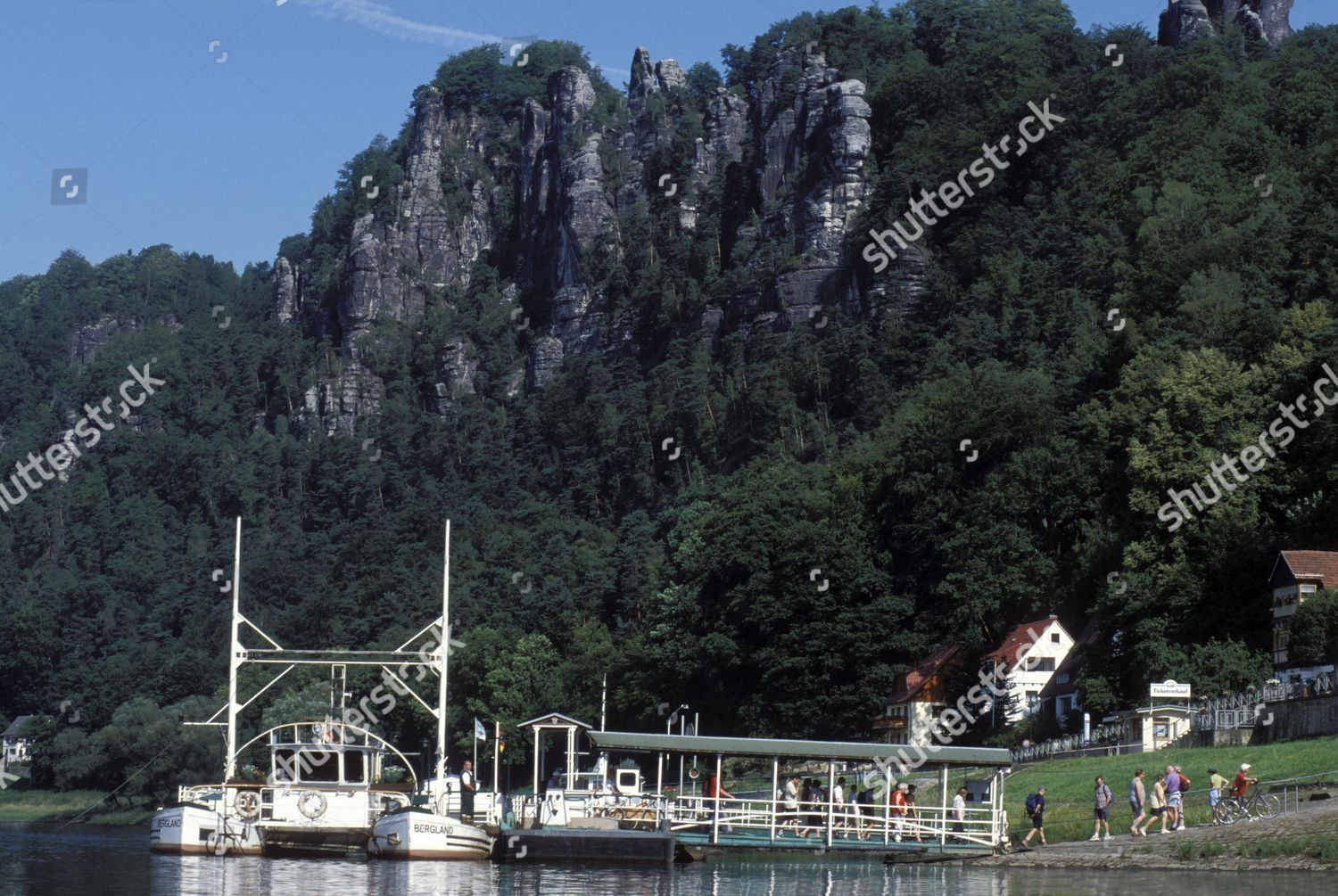 Reaction Ferry Cable Ferry Over Elbe Editorial Stock Photo - Stock ...