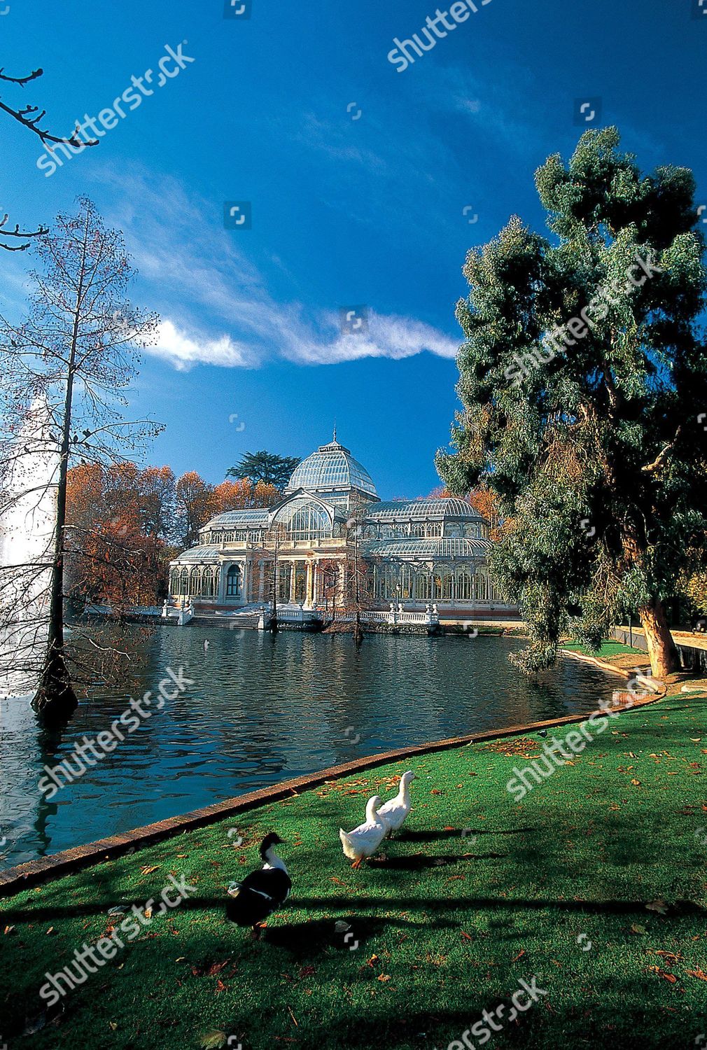 El Retiro Gardens Editorial Stock Photo - Stock Image | Shutterstock