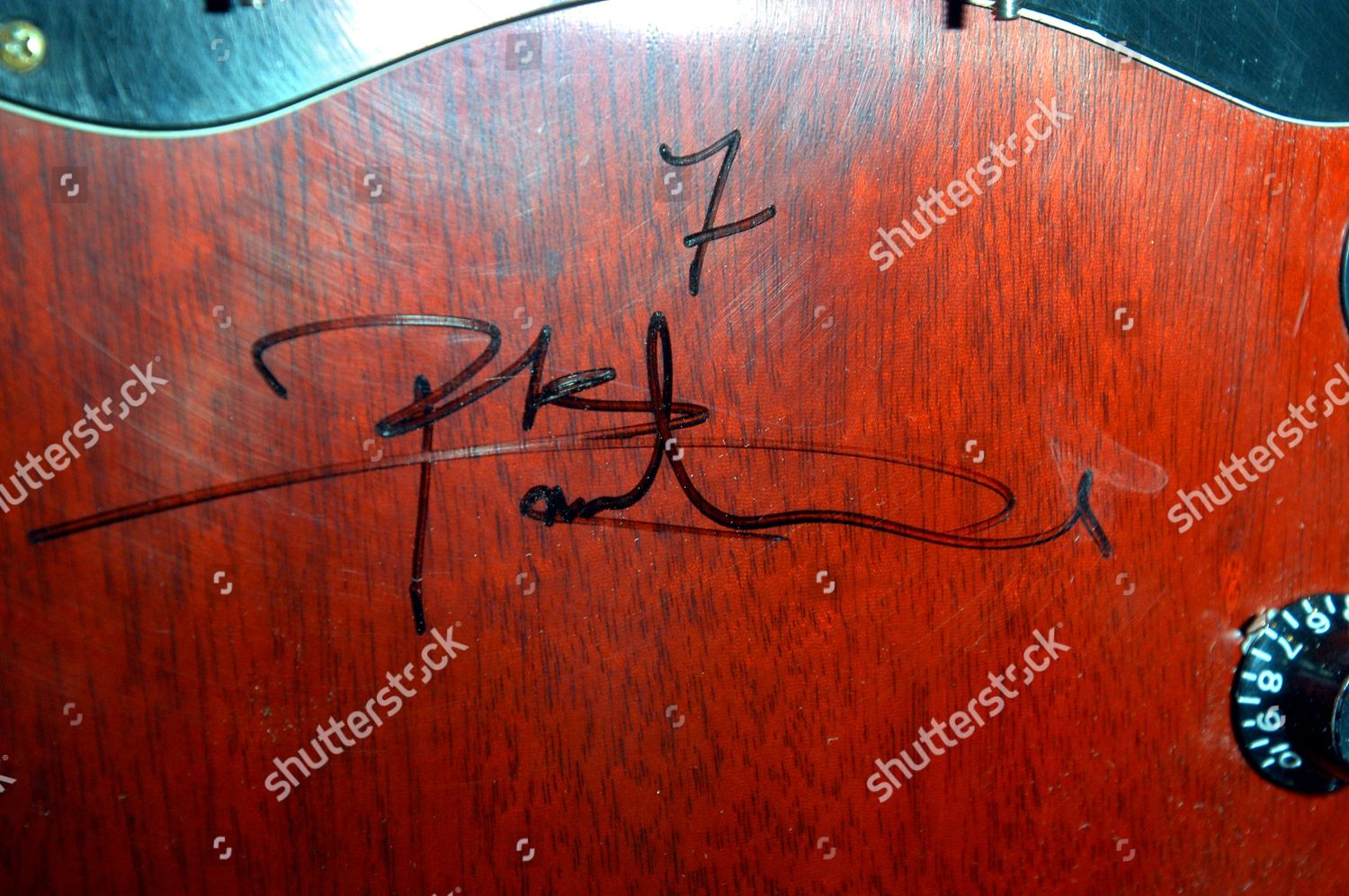 2000 Gibson Sg Pete Townshend Signature Editorial Stock Photo - Stock ...
