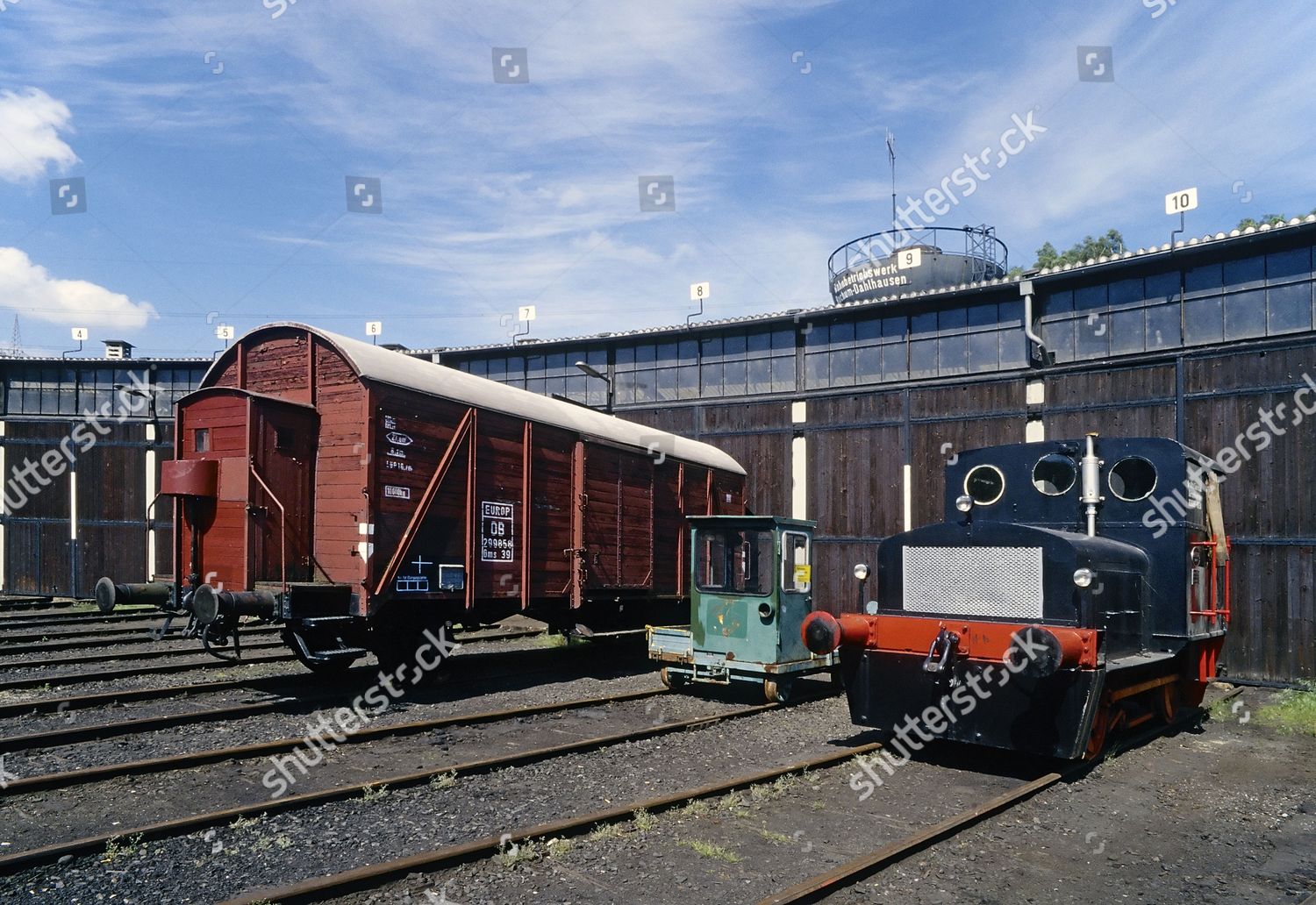 Historic Rail Cars Front Roundhouse Railway Editorial Stock Photo ...