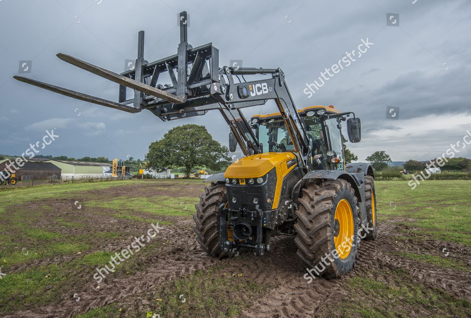 Jcb Fastrac 4000 Tractor Front End Editorial Stock Photo - Stock Image ...