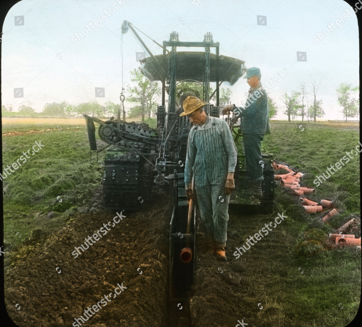 Farmers Digging Ditch Tractor Laying Drain Editorial Stock Photo ...